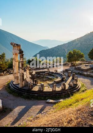 Landscape of the Pleistos River Valley at sunset, Delphi, Phocis ...