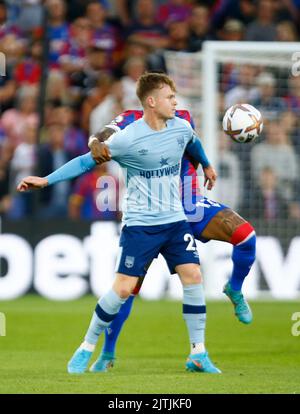 Keane Lewis-Potter of Brentford during the Brentford v Wolverhampton ...