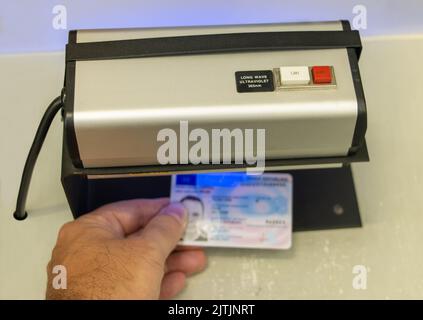 Verification of the validity of a personal identification document ...