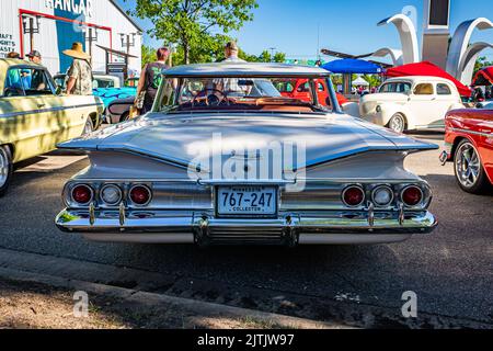 1960 Chevrolet Impala Sedan, rear view Stock Photo - Alamy