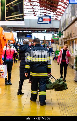 Romanian Firefighting emergency fireman (Pompierii) in Bucharest ...