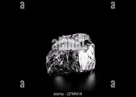 aluminum nugget, ore used in the industry as a structural material in ...