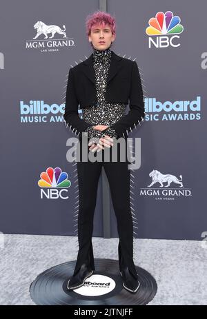 Machine Gun Kelly arriving to the 2022 Billboard Music Awards at the MGM Grand Garden Arena on ...