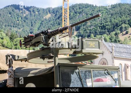50 cal machine gun mounted on a Humvee military vehicle Stock Photo - Alamy