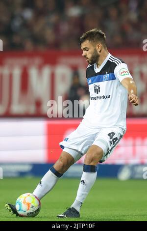 Nuremberg, Germany. 27th Aug, 2022. Soccer: 2nd Bundesliga, 1. FC ...