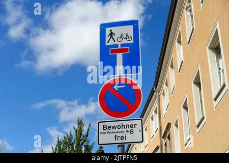 Traffic sign, dead end, Potsdam, Germany Stock Photo - Alamy