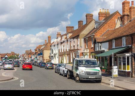 Period buildings, Upper High Street, Thame, Oxfordshire, England ...