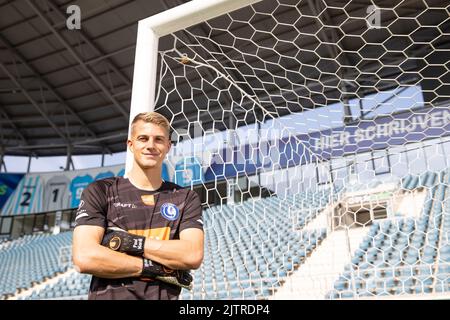 French goalkeeper Paul Nardi pictured at the signing of his contract at ...