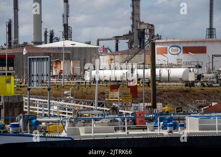 Esso Refinery, Botel, production, logistics and tank facilities ...