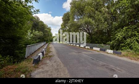 Barrier, designed to prevent the exit of the vehicle from the curb or ...
