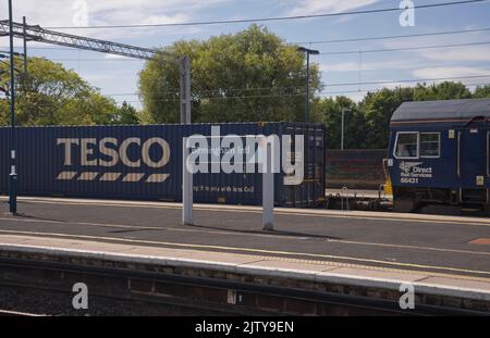 Tesco supermarket freight trains at Birmingham International Airport ...