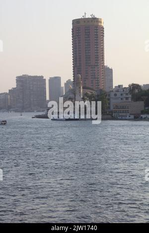 The Nile promenade from Qasr El Nil bridge Stock Photo - Alamy