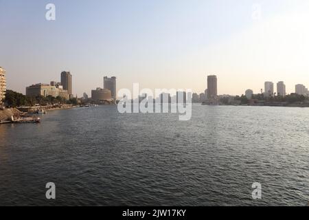 The Nile promenade from Qasr El Nil bridge Stock Photo - Alamy