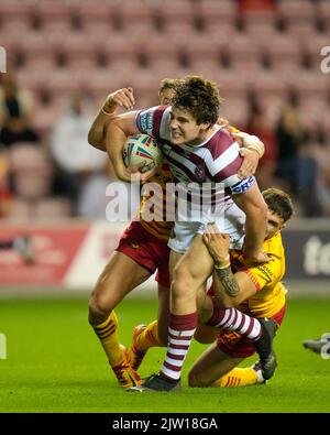 Ethan Havard #19 of Wigan Warriors in action during the game Stock ...