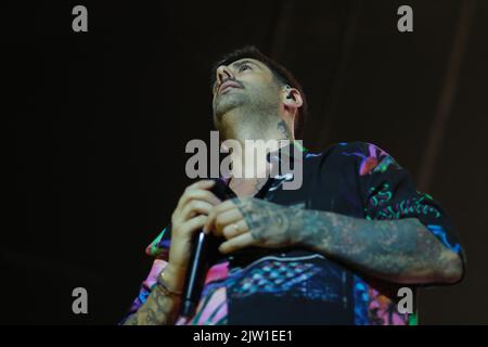 Spanish singer Ramón Melendi Espina, artistically known as Melendi ...