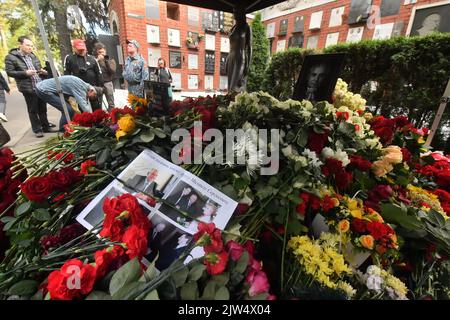 September 3, 2022. - Russia, Moscow. - A view of the grave of first and ...