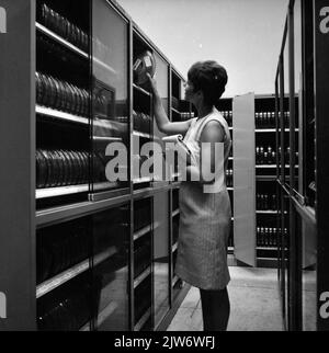 Image of an installation for a computer Siemens 4004 in the main ...