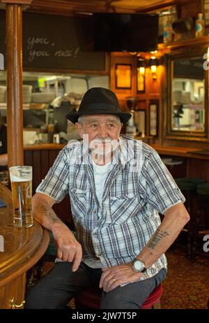 Traditional English pub The Eight Bells in Saffron Walden, Essex, UK ...