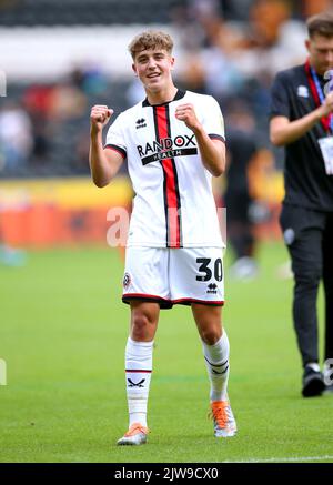Sheffield United's Oliver Arblaster celebrates at the end of the Sky ...