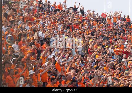 ZANDVOORT, Netherlands. , . in Zandvoort, DJ AFROJACK, Fans react on ...