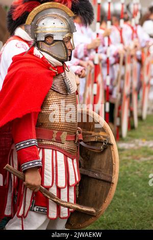 Roman warriors reenactors show military maneuvers and battle ...