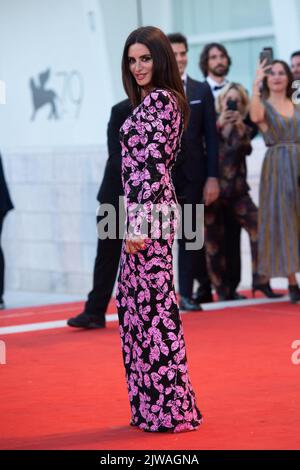 Penelope Cruz attending the L'Immensita Premiere during the 79th Venice ...