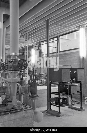 Swimming pool Den Hommel in Utrecht, number 12a Hans Spijkerman in ...