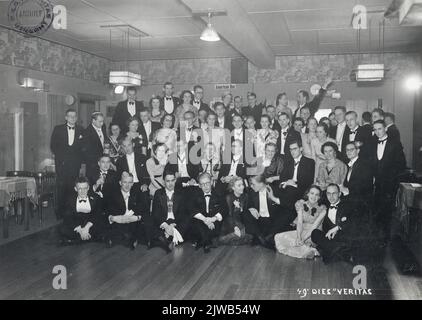 Group portrait of directors and members of the Veritas student ...
