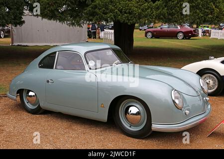 Porsche 356 Split-Window Coupe (1951). Concours of Elegance 2022 ...