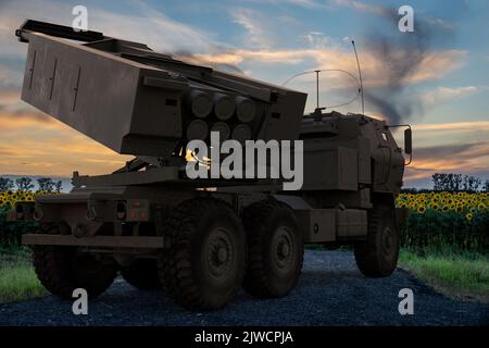 Lockheed Martin M142 High Mobility Artillery Rocket System (HIMARS ...