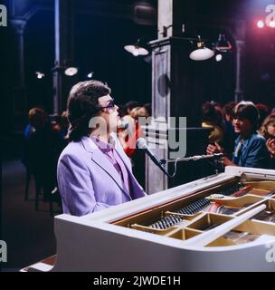 Ronnie Milsap, amerikanischer Country und Pop Sänger, Auftritt in ...