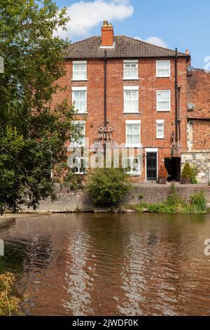 The Old Mill Town Path, Harnham, Salisbury, Wiltshire Stock Photo - Alamy