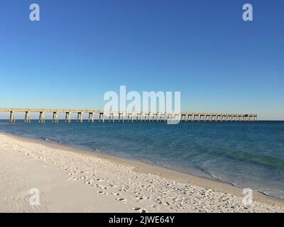 Scene on Gulf Beach, Pensacola, Florida, USA Stock Photo - Alamy