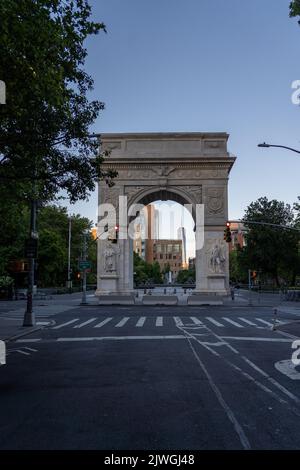 View of the Washington Square Arch and the One Fifth Avenue Apartment ...