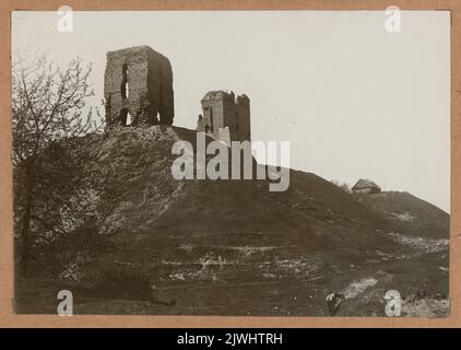 Nowogródek (curr. Navahrudak, Belarus). Castle ruins – view of both ...