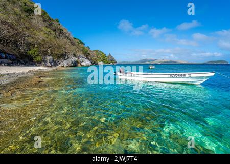 Beach at Sawa-i-Lau limestone caves, made famous by movie Blue Lagoon ...
