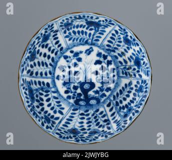 Small bowl. unknown, craftsman Stock Photo - Alamy