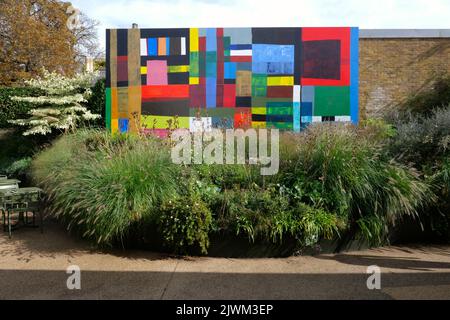 Atta Kwami Maria Lassing Prize Mural, DzidzƆ kple amenuveve (Joy and ...