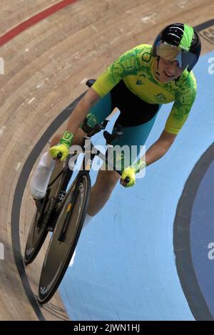 Sophie EDWARDS of Australia in the women's 3000m Individual Pursuit ...