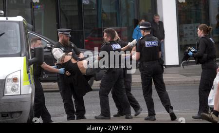Newquay, Cornwall, UK. 06th Sep, 2022. A controversial Spit mask used ...