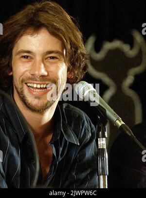 JAY KAY lead singer with Jamiroquai in 1997 Stock Photo - Alamy