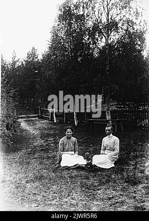 Edlund's "In Växbo. David Edlund at the far left. The old people in the ...