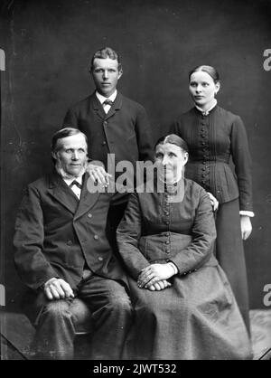 Unknown family. Okänd familj Stock Photo - Alamy