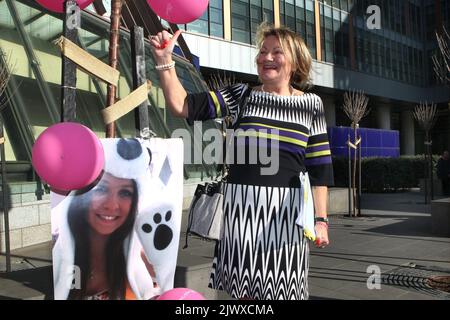 Noelle Dixon the mother of Sarah Cafferkey leaves the Melbourne Federal ...