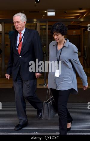 The family of Lindt Cafe siege victim Katrina Dawson, (L-R) father ...