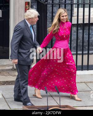 pic shows: Boris Johnson and Carrie his wife leave Downing Street as ...