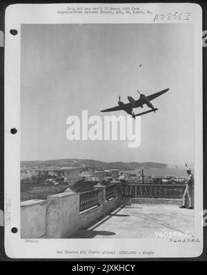 90Th Photographic Reconnaissance Wing Headquarters Building Somewhere ...