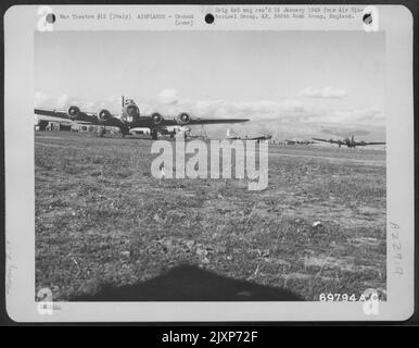 Boeing B-17 "Flying Fortresses" which were parked at Poltava Airbase ...