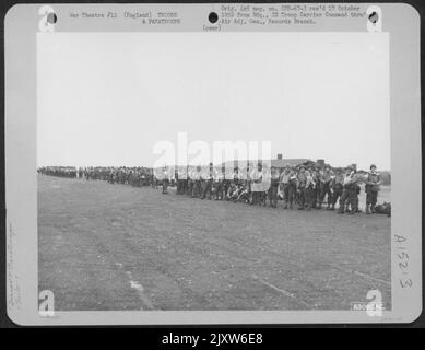 At A U.S. 9Th Air Force Troop Carrier Command Station In England ...