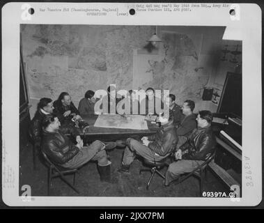 Raid on Bremen, Germany, 20 Dec 1943 Stock Photo - Alamy